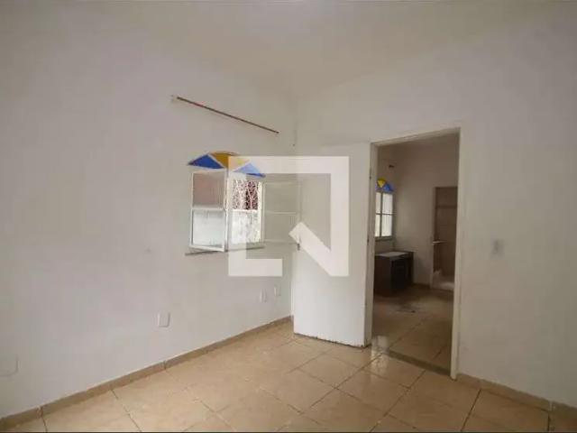Casa / Sobrado para Locação em Rio de Janeiro/RJ Campo Grande 1 Quartos