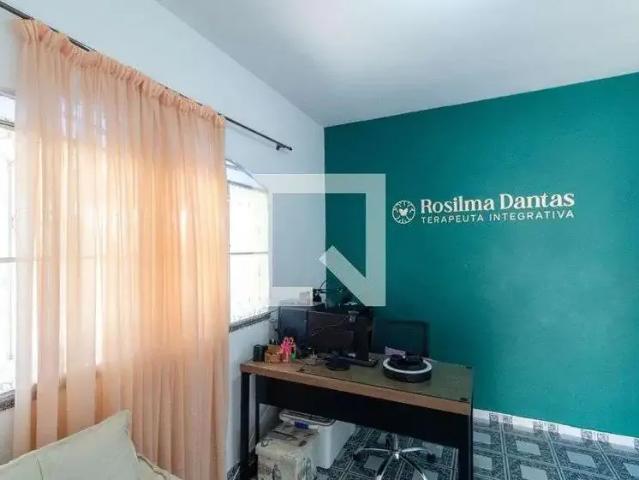 Casa / Sobrado para Locação em Rio de Janeiro/RJ Campo Grande 2 Quartos