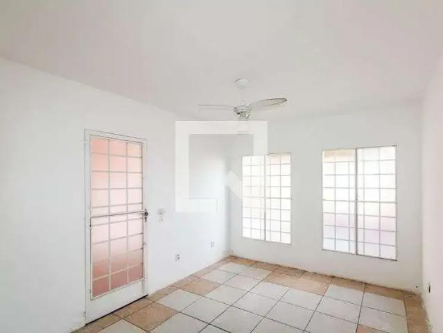 Casa / Sobrado para Locação em Rio de Janeiro/RJ Campo Grande 2 Quartos