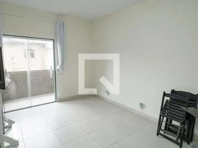 Casa / Sobrado para Locação em Rio de Janeiro/RJ Campo Grande 2 Quartos