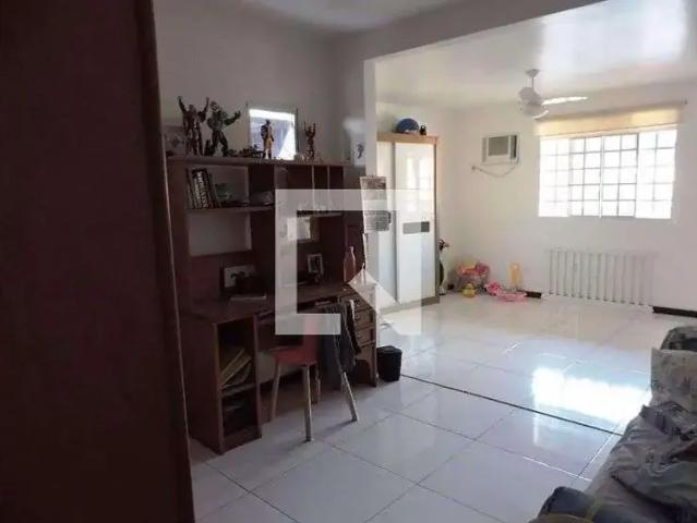 Casa / Sobrado para Locação em Rio de Janeiro/RJ Campo Grande 2 Quartos