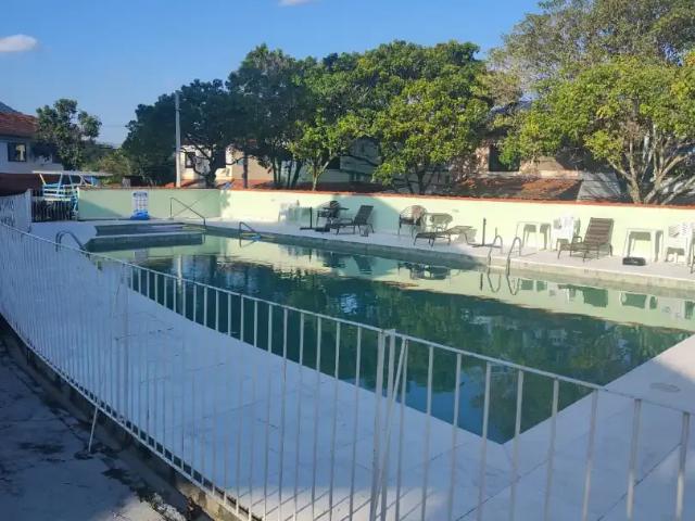 Casa / Sobrado para Locação em Rio de Janeiro/RJ Campo Grande 2 Quartos