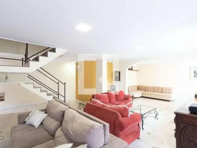 Casa / Sobrado para Locação em Rio de Janeiro/RJ Campo Grande 7 Quartos