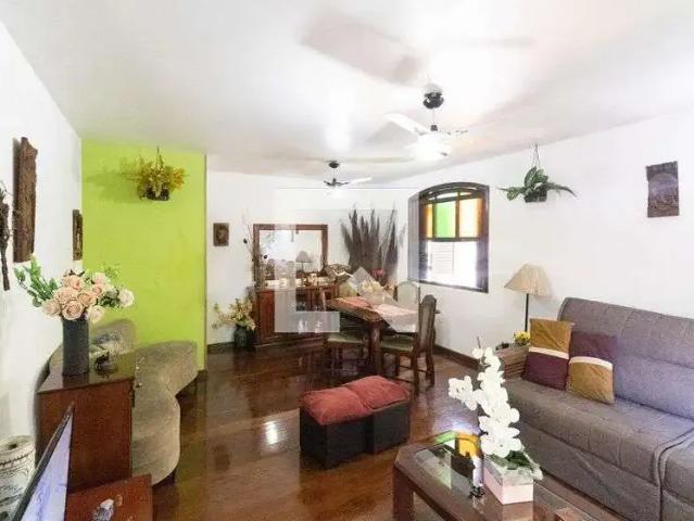Casa / Sobrado para Locação em Rio de Janeiro/RJ Campo Grande 5 Quartos