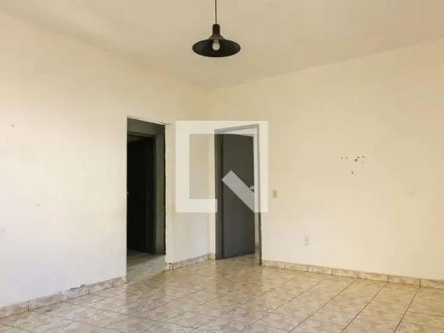 Casa / Sobrado para Locação em Rio de Janeiro/RJ Cachambi 2 Quartos