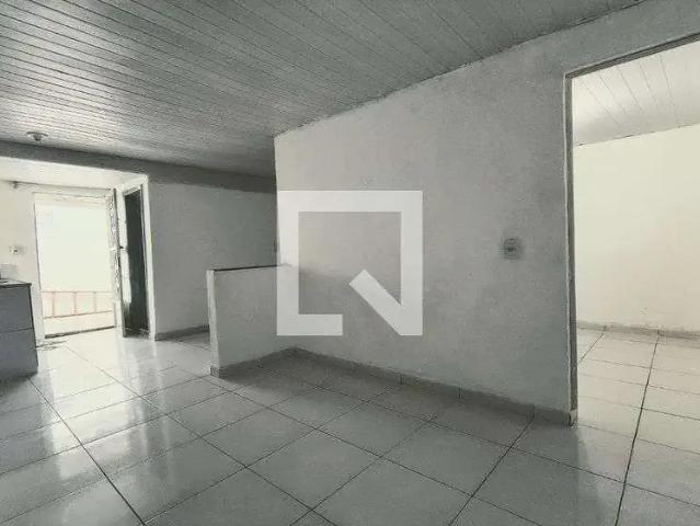 Casa / Sobrado para Locação em Rio de Janeiro/RJ Curicica 1 Quartos