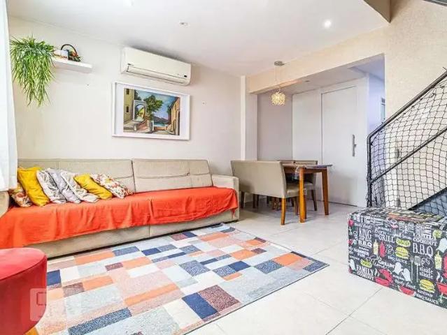 Casa / Sobrado para Locação em Rio de Janeiro/RJ Curicica 3 Quartos
