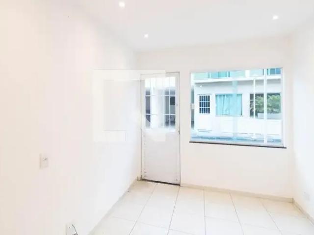 Casa / Sobrado para Locação em Rio de Janeiro/RJ Guaratiba 3 Quartos