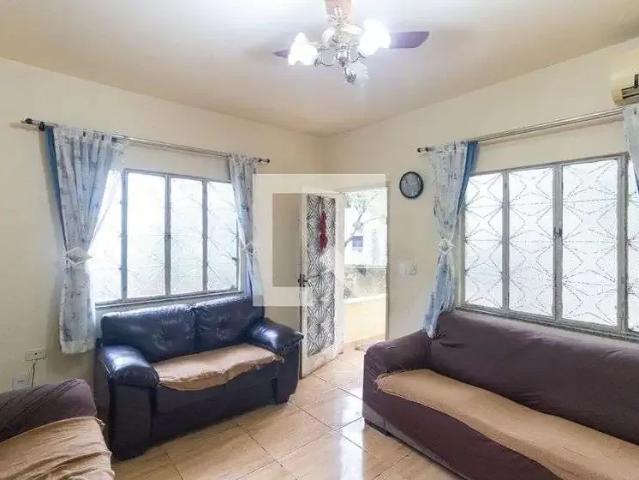 Casa / Sobrado para Locação em Rio de Janeiro/RJ Guaratiba 2 Quartos
