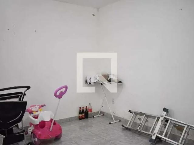 Casa / Sobrado para Locação em Rio de Janeiro/RJ Guaratiba 2 Quartos