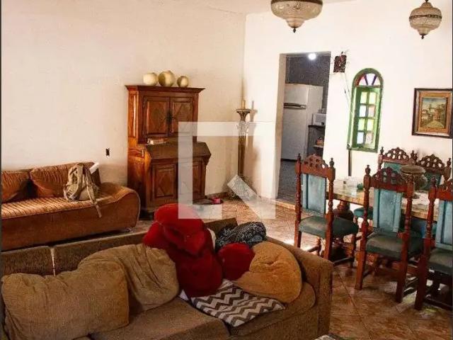Casa / Sobrado para Locação em Rio de Janeiro/RJ Guaratiba 2 Quartos