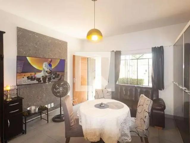 Casa / Sobrado para Locação em Rio de Janeiro/RJ Guaratiba 2 Quartos