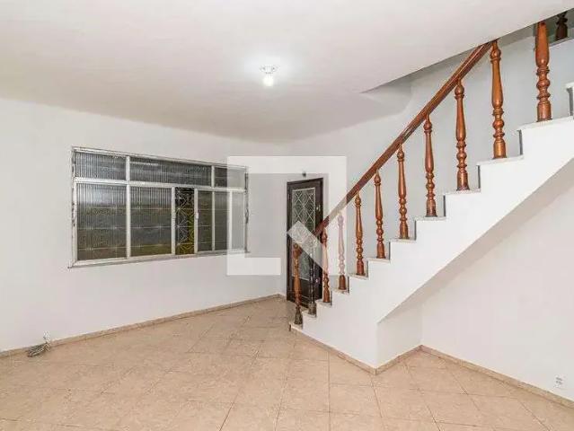 Casa / Sobrado para Locação em Rio de Janeiro/RJ Irajá 4 Quartos