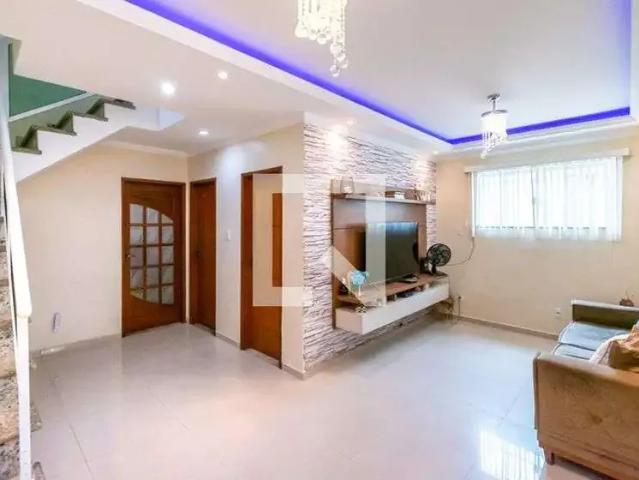 Casa / Sobrado para Locação em Rio de Janeiro/RJ Irajá 4 Quartos