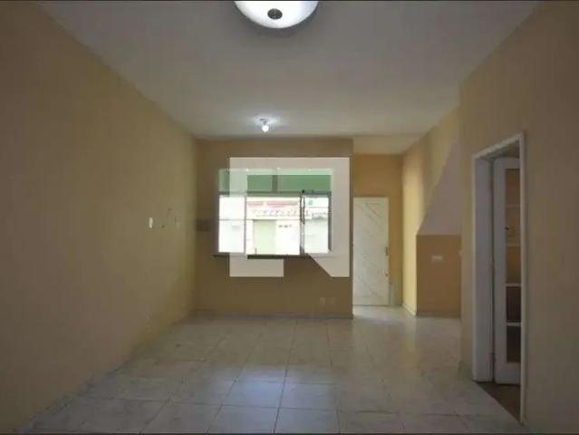 Casa / Sobrado para Locação em Rio de Janeiro/RJ Irajá 5 Quartos
