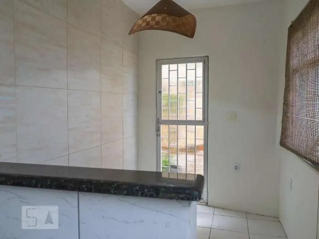 Casa / Sobrado para Locação em Rio de Janeiro/RJ Irajá 1 Quartos