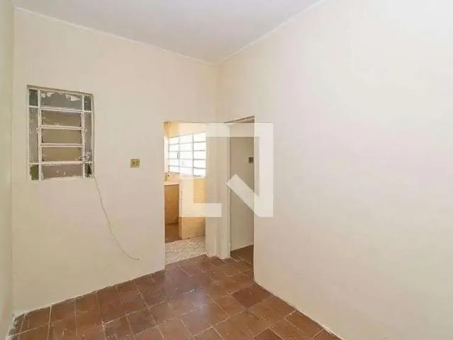 Casa / Sobrado para Locação em Rio de Janeiro/RJ Irajá 1 Quartos