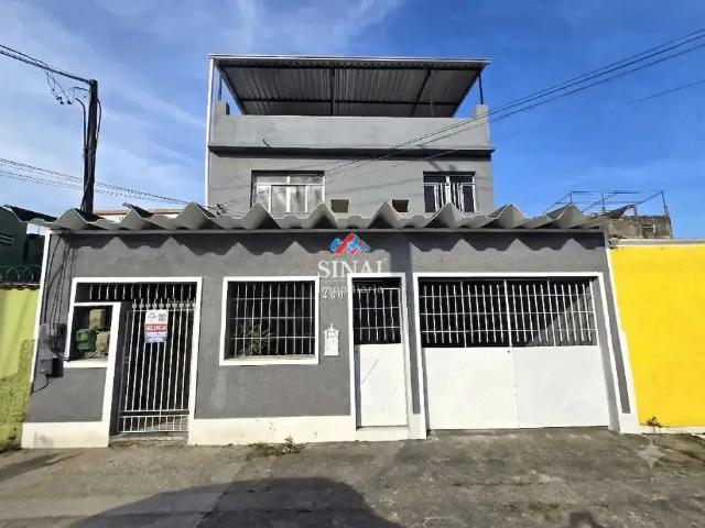 Casa / Sobrado para Locação em Rio de Janeiro/RJ Irajá 3 Quartos