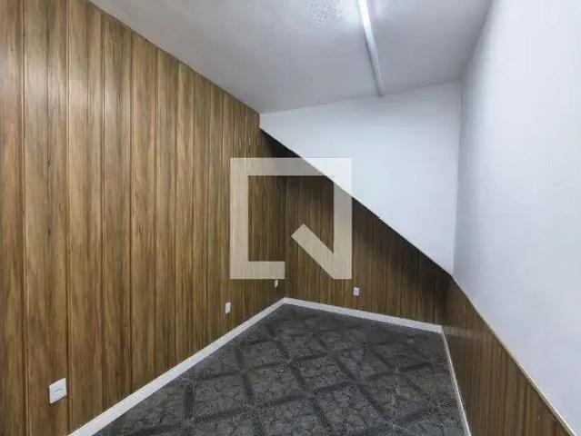 Casa / Sobrado para Locação em Rio de Janeiro/RJ Jacarepaguá 1 Quartos