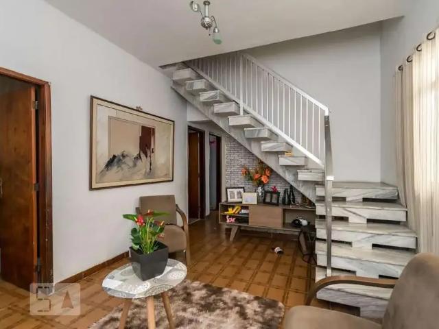 Casa / Sobrado para Locação em Rio de Janeiro/RJ Jardim América 6 Quartos