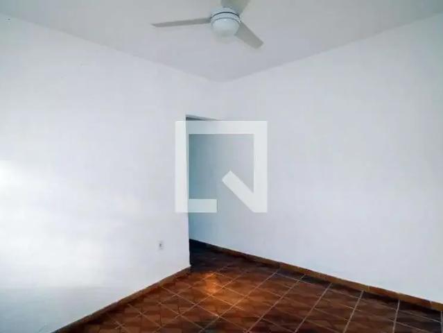 Casa / Sobrado para Locação em Rio de Janeiro/RJ Jardim América 2 Quartos