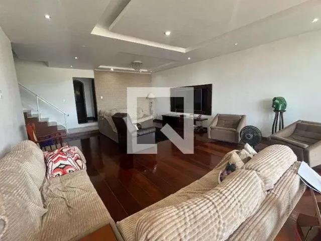 Casa / Sobrado para Locação em Rio de Janeiro/RJ Jardim Guanabara 8 Quartos