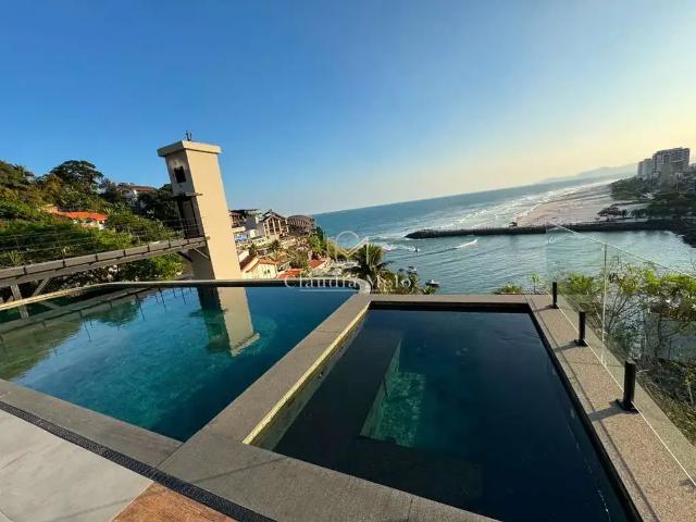 Casa / Sobrado para Locação em Rio de Janeiro/RJ Joá 5 Quartos
