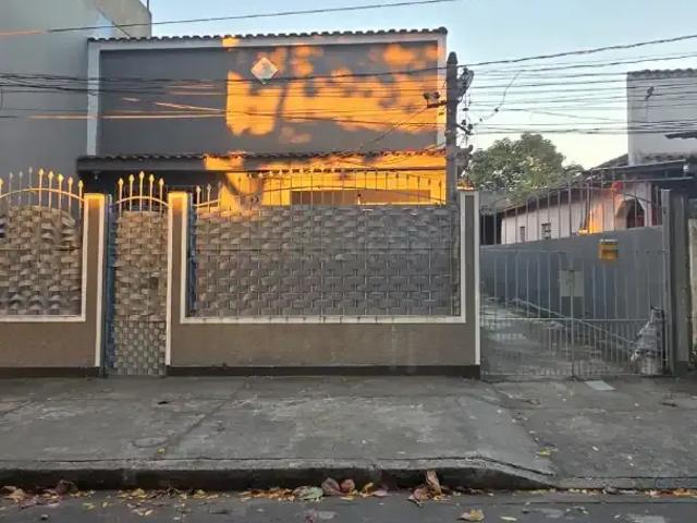 Casa / Sobrado para Locação em Rio de Janeiro/RJ Magalhães Bastos 2 Quartos