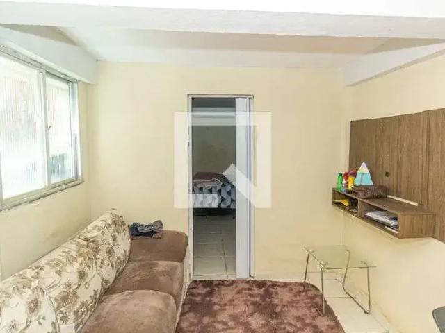 Casa / Sobrado para Locação em Rio de Janeiro/RJ Marechal Hermes 1 Quartos