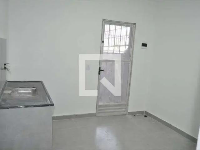 Casa / Sobrado para Locação em Rio de Janeiro/RJ Méier 1 Quartos