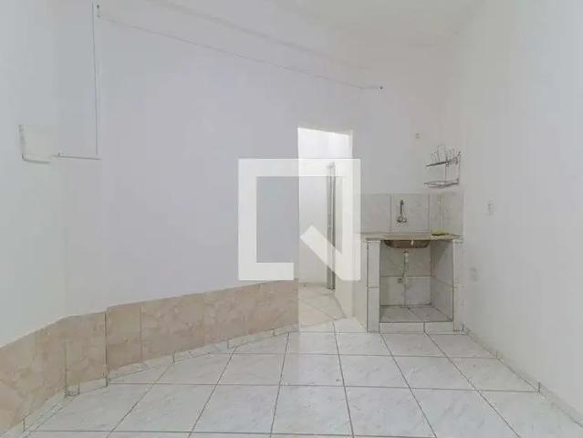 Casa / Sobrado para Locação em Rio de Janeiro/RJ Méier 1 Quartos