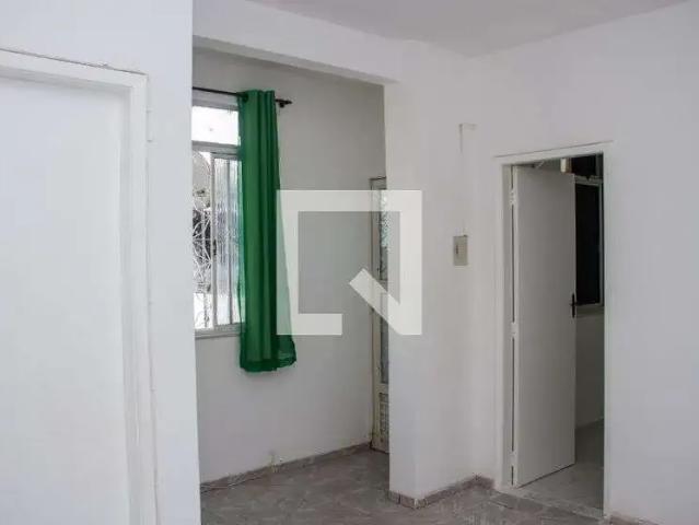 Casa / Sobrado para Locação em Rio de Janeiro/RJ Méier 1 Quartos