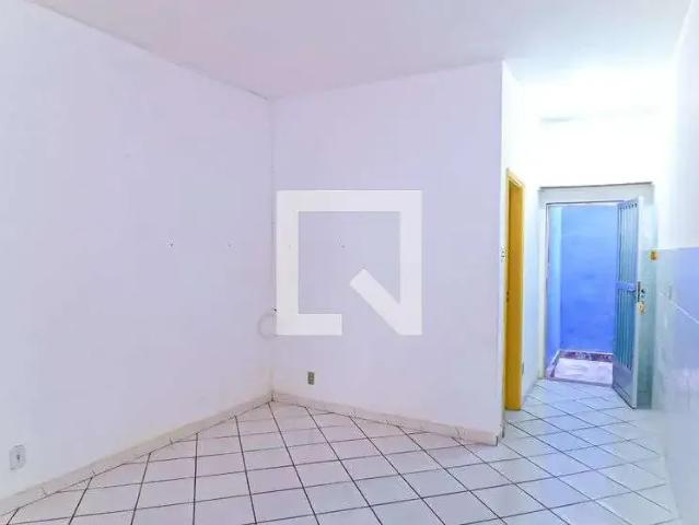 Casa / Sobrado para Locação em Rio de Janeiro/RJ Méier 2 Quartos