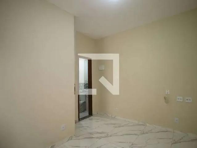 Casa / Sobrado para Locação em Rio de Janeiro/RJ Olaria 1 Quartos