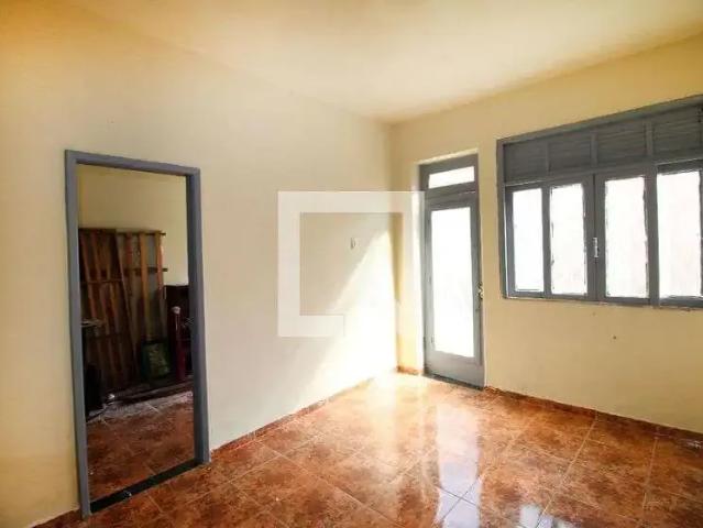 Casa / Sobrado para Locação em Rio de Janeiro/RJ Olaria 2 Quartos