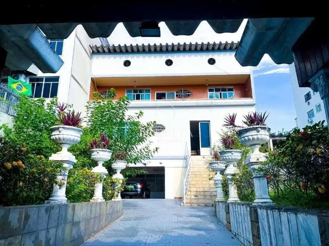 Casa / Sobrado para Locação em Rio de Janeiro/RJ Pechincha 6 Quartos