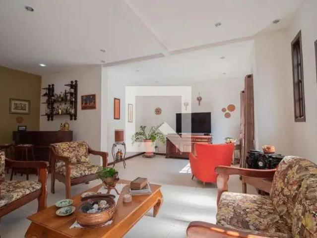 Casa / Sobrado para Locação em Rio de Janeiro/RJ Pechincha 6 Quartos