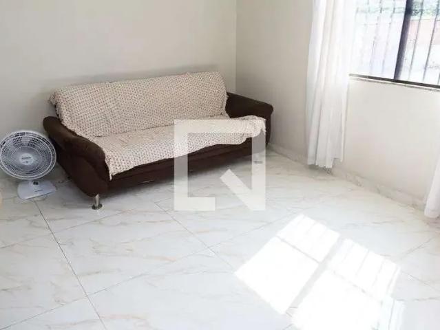 Casa / Sobrado para Locação em Rio de Janeiro/RJ Pedra de Guaratiba 2 Quartos