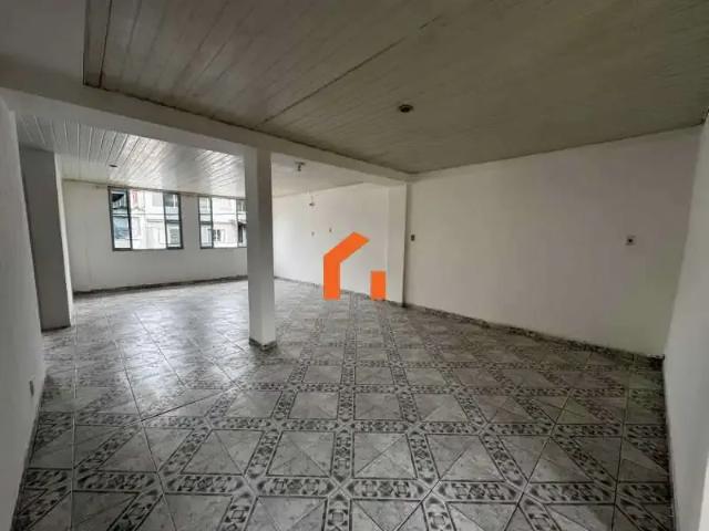 Casa / Sobrado para Locação em Rio de Janeiro/RJ Realengo 2 Quartos