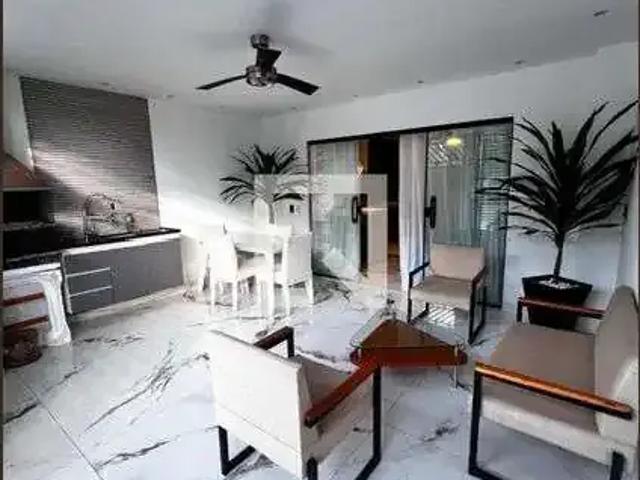 Casa / Sobrado para Locação em Rio de Janeiro/RJ Recreio dos Bandeirantes 3 Quartos