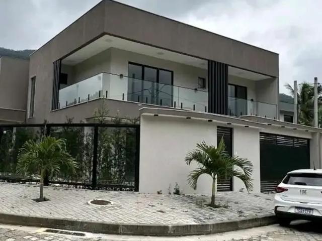 Casa / Sobrado para Locação em Rio de Janeiro/RJ Recreio dos Bandeirantes 3 Quartos