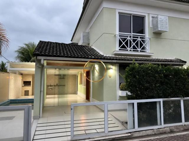 Casa / Sobrado para Locação em Rio de Janeiro/RJ Recreio dos Bandeirantes 4 Quartos