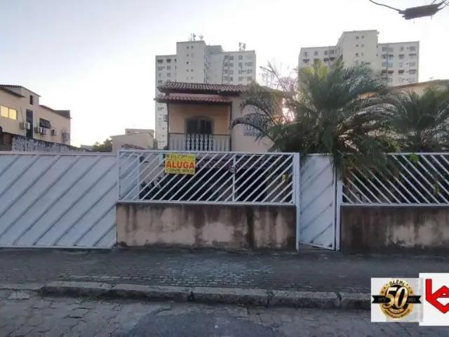 Casa / Sobrado para Locação em Rio de Janeiro/RJ Santa Cruz 2 Quartos
