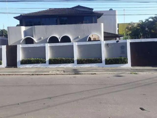Casa / Sobrado para Locação em Rio de Janeiro/RJ Santa Cruz 4 Quartos