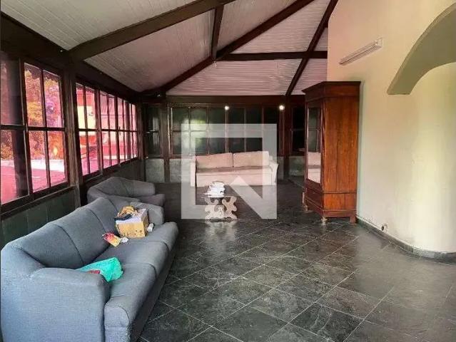 Casa / Sobrado para Locação em Rio de Janeiro/RJ Santa Cruz 5 Quartos