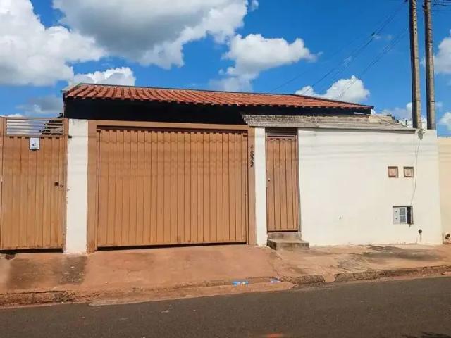 Casa / Sobrado para Locação em Riolândia/SP Centro 3 Quartos