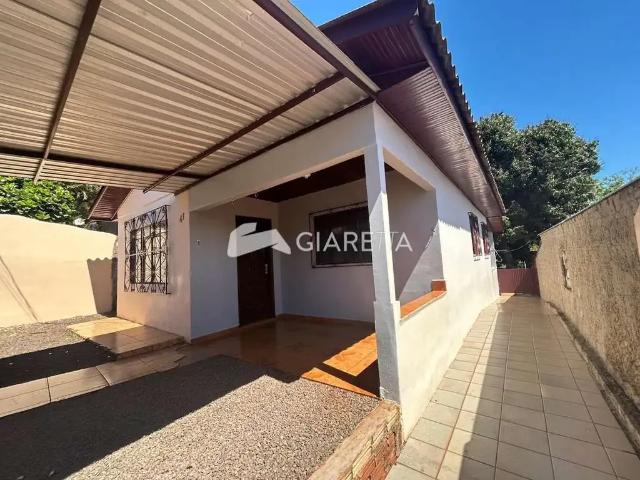 Casa / Sobrado para Locação em Toledo/PR Jardim Bressan 3 Quartos
