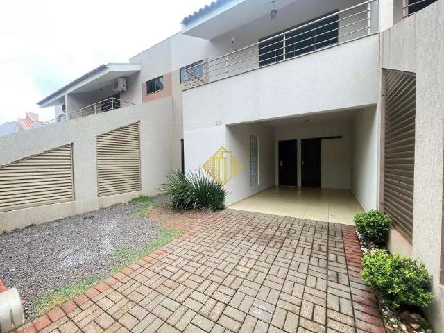 Casa / Sobrado para Locação em Toledo/PR Jardim Pancera 3 Quartos