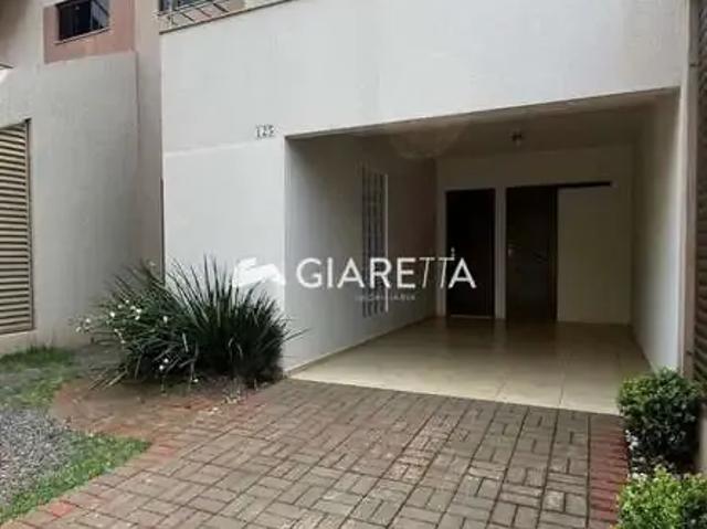 Casa / Sobrado para Locação em Toledo/PR Jardim Pancera 2 Quartos