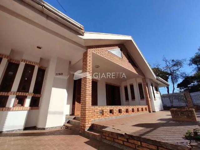 Casa / Sobrado para Locação em Toledo/PR Vila Industrial 2 Quartos